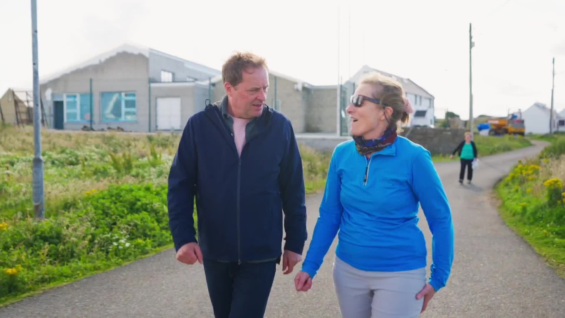 Inis na nIontas (1-1) | Player | Irish Television Channel, Súil Eile