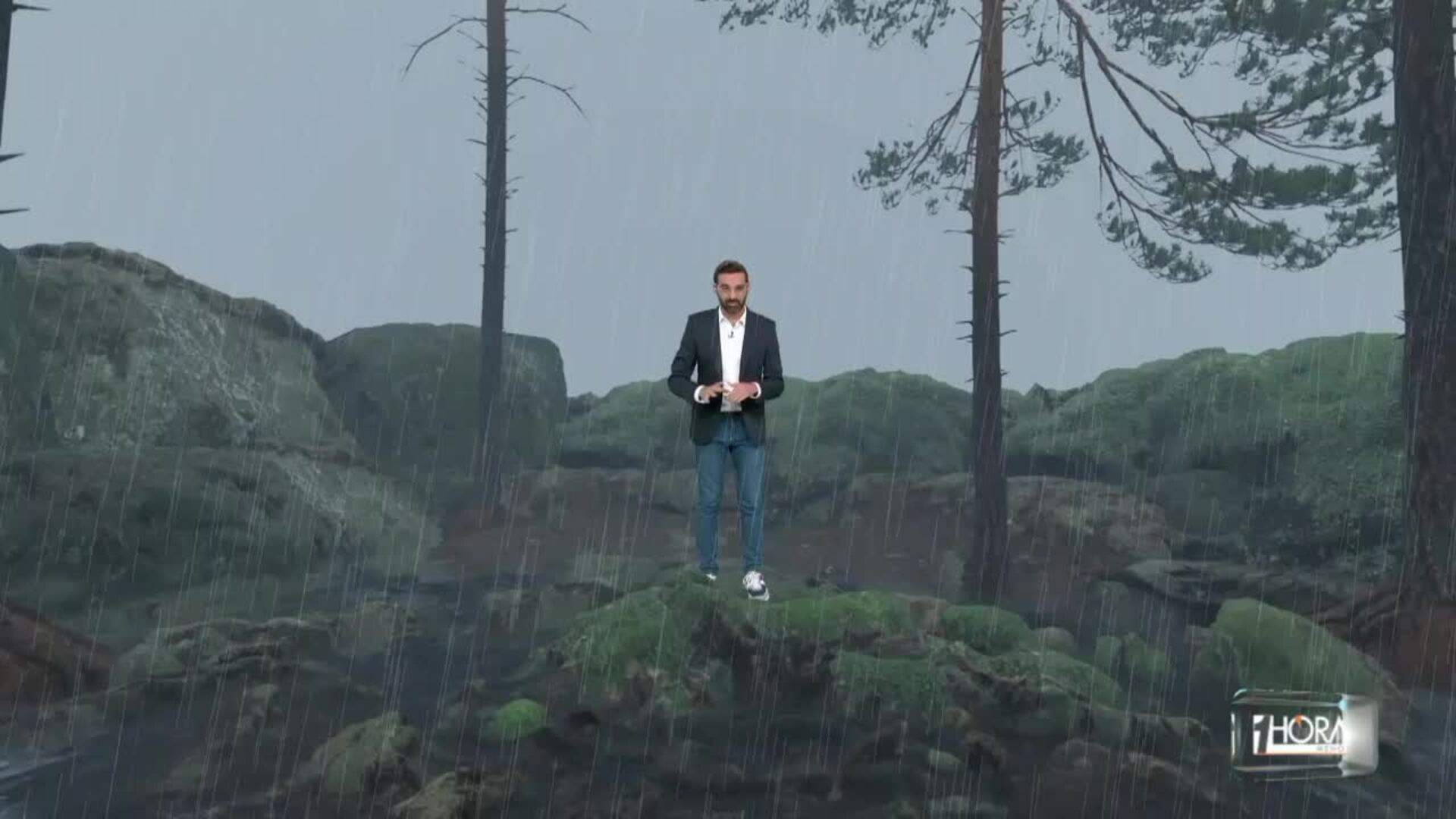 María Pombo y Pablo Castellano disfrutan con su hijo de la playa ...