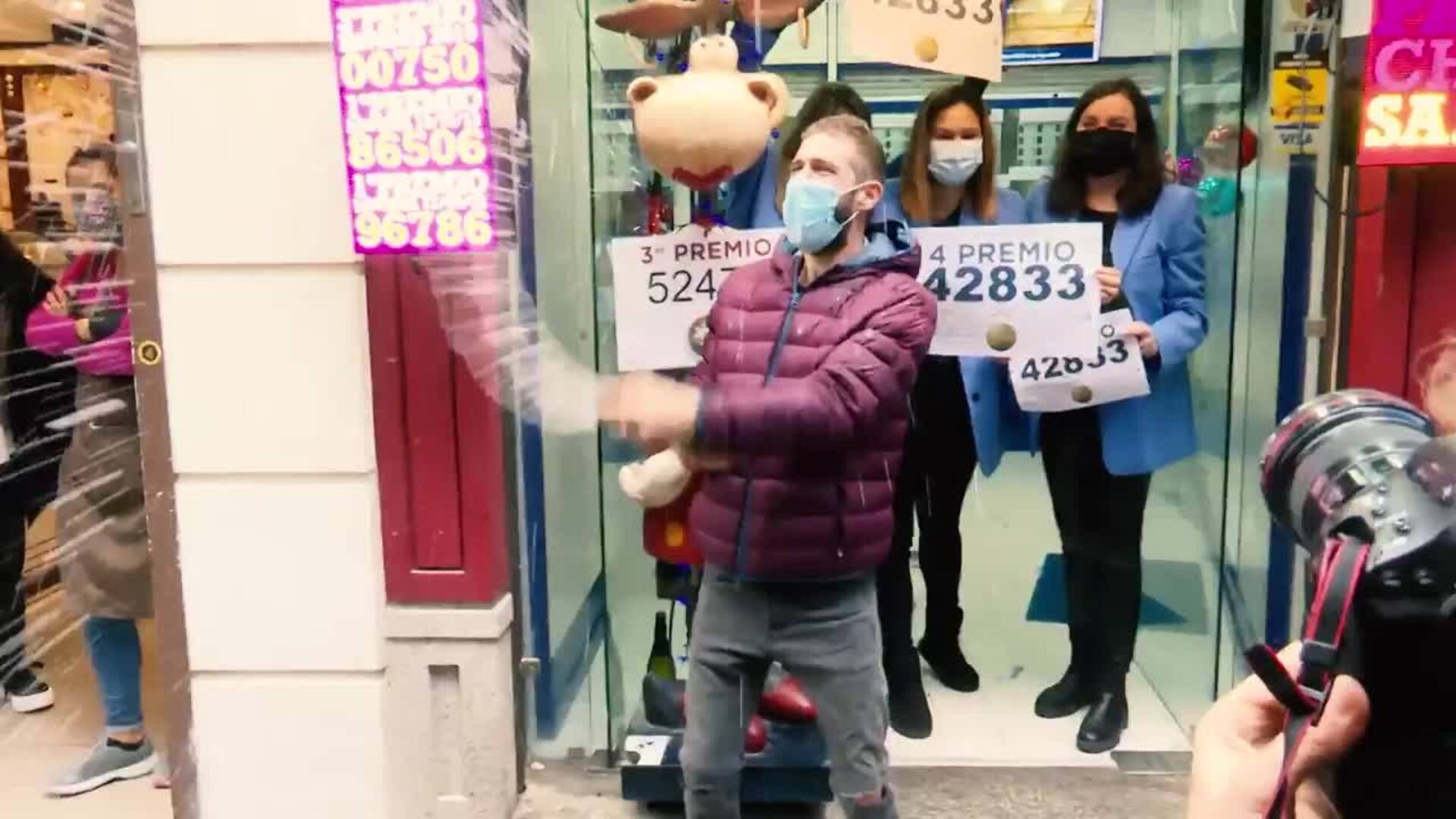 Olvido Hormigos se desnuda para el ardiente calendario Interviú 2014 ...