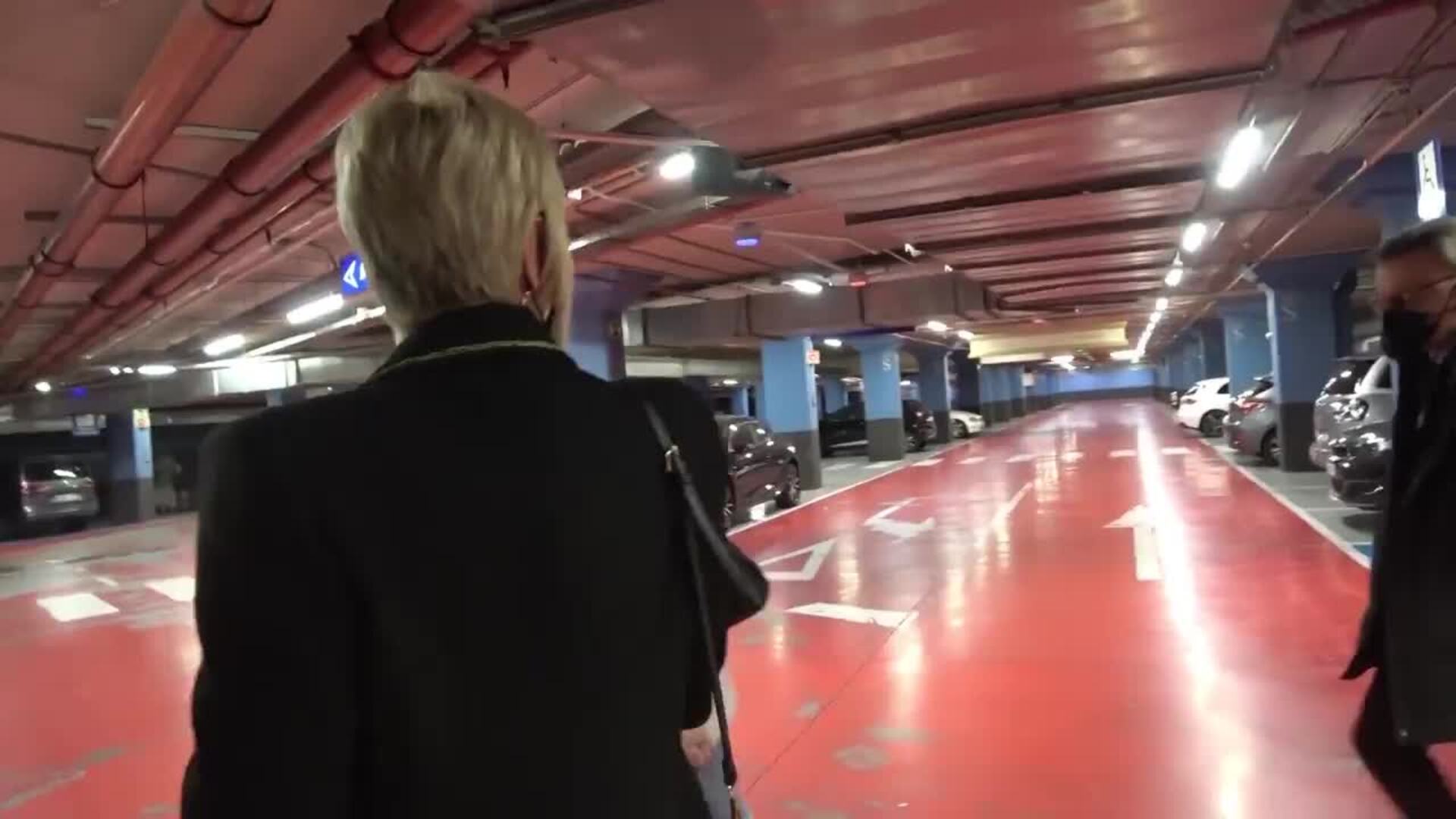 Las Azúcar Moreno, desnudas: Torito y Primera Línea logran una ...