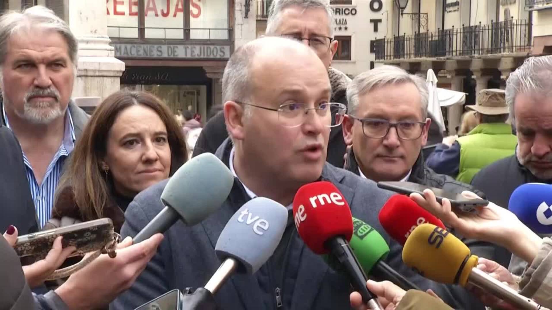 Tellado acusa a Sánchez de "no dar la cara" tras el accidente ...