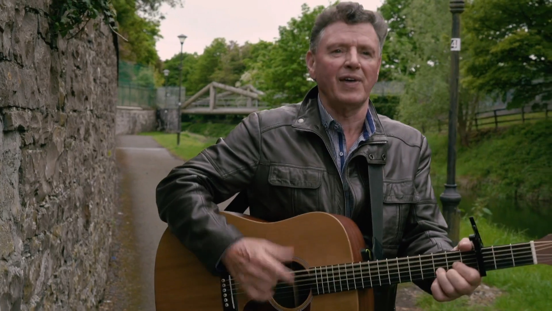 Viva Ceol Tíre (1-1) | Player | Irish Television Channel, Súil Eile