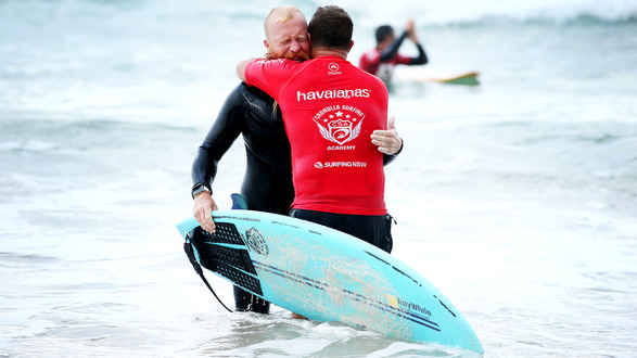 Surf. «Un peu cramé» - Le record fou d’un Australien | blue News