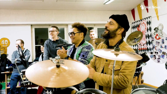 Bligg und Marc Sway. Gewinne 5x2 Eintritte zum Blay-Konzert im ...