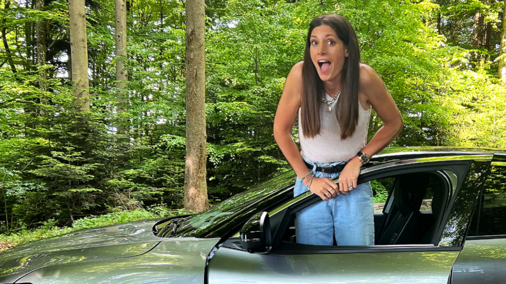 Cyndie testet. Tesla Model Y Performance.