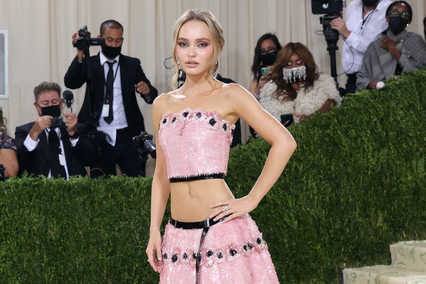 Lily Rose Depp «jai Vraiment Le Droit Davoir Mon Jardin Secret