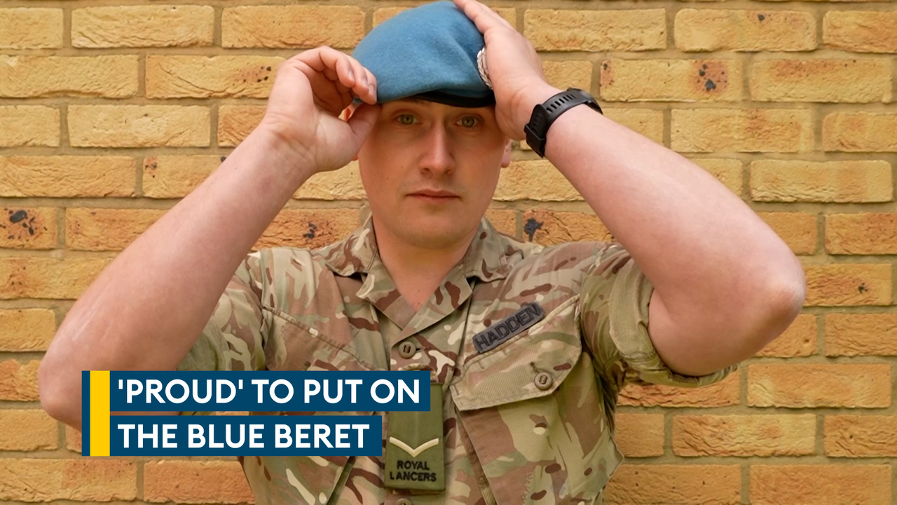 Which Army Wears Blue Uniform