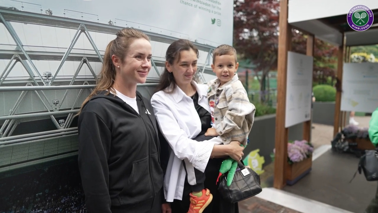 Video - Elina Svitolina meets Ukrainian guests from the charity 'Homes ...