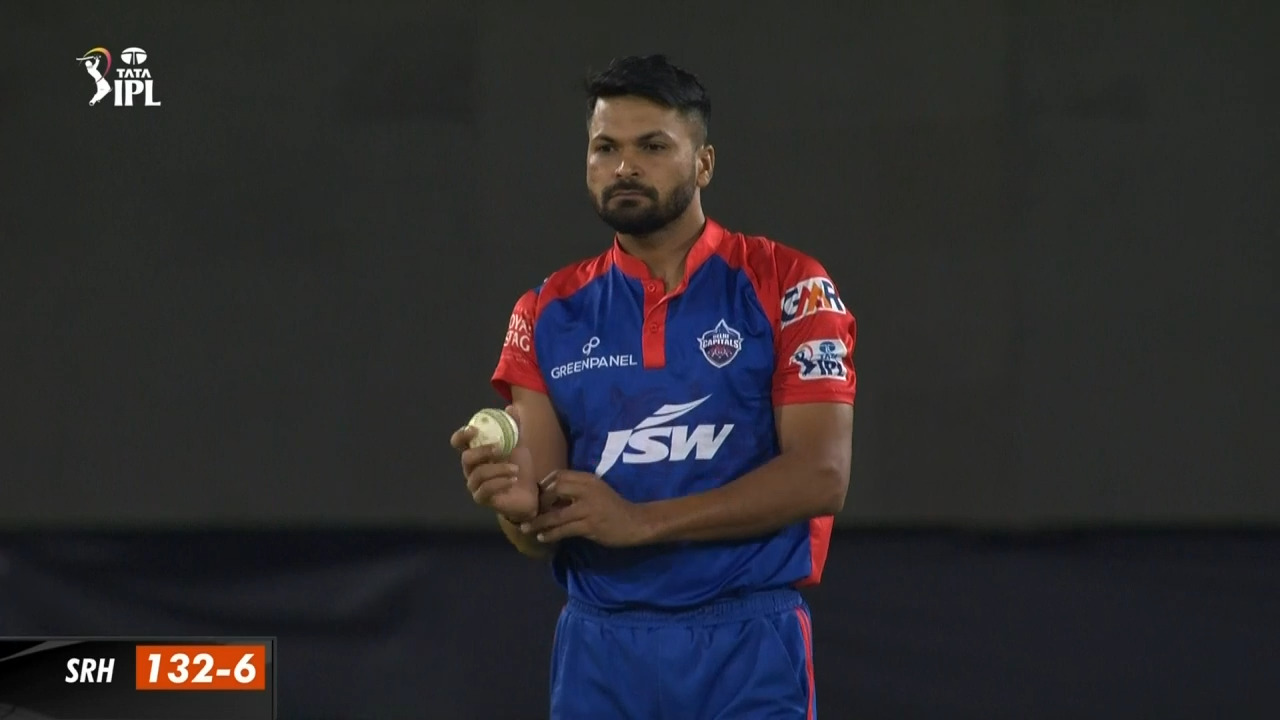 MI stave off competition to buy Tim David for INR 8.25 Crore