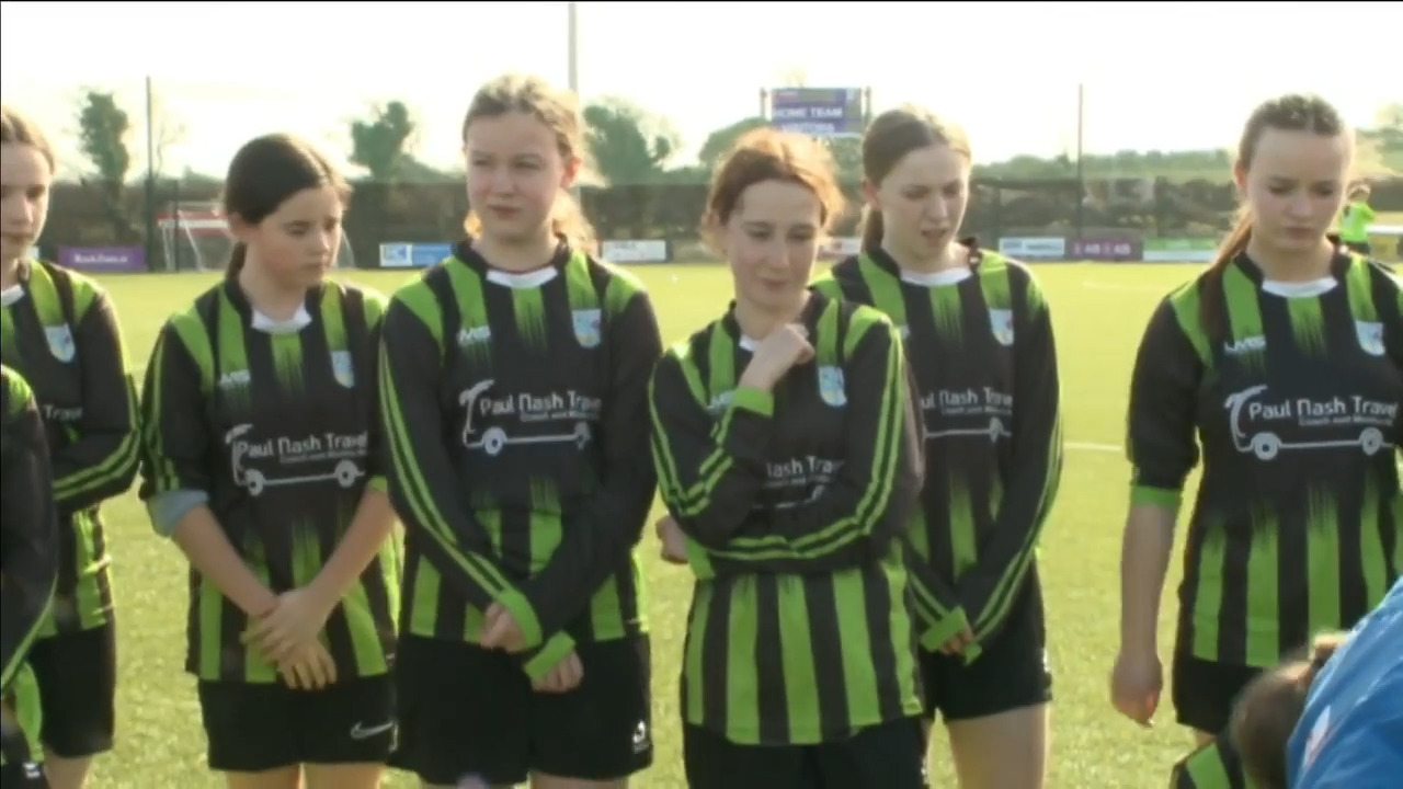 Foghlaim TG4 | Meánleibhéal | Folláine | Foireann sacair na gcailíní i ...