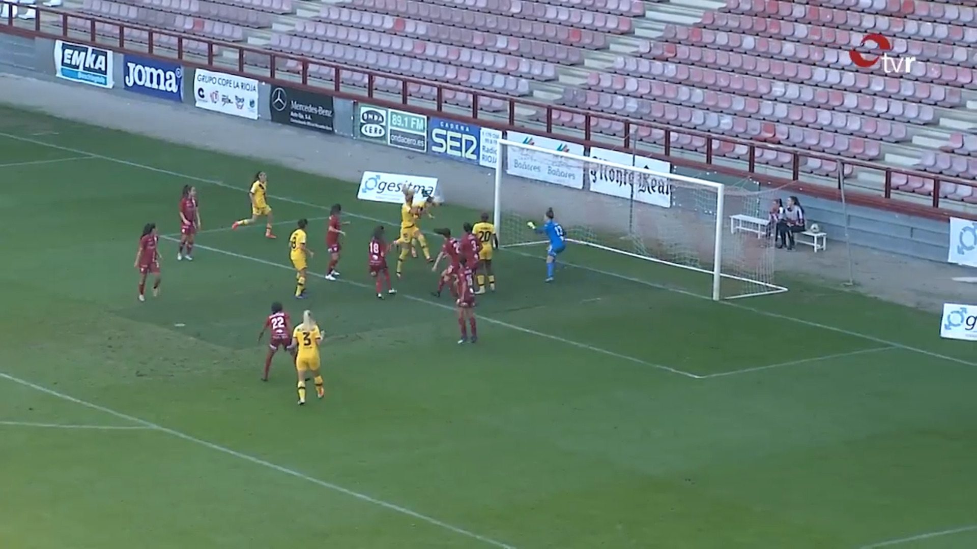 Cami Privett deberá esperar para debutar | La Rioja